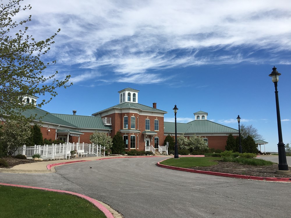 Prairie Landing Golf Club in West Chicago, IL | Presented by BestOutings