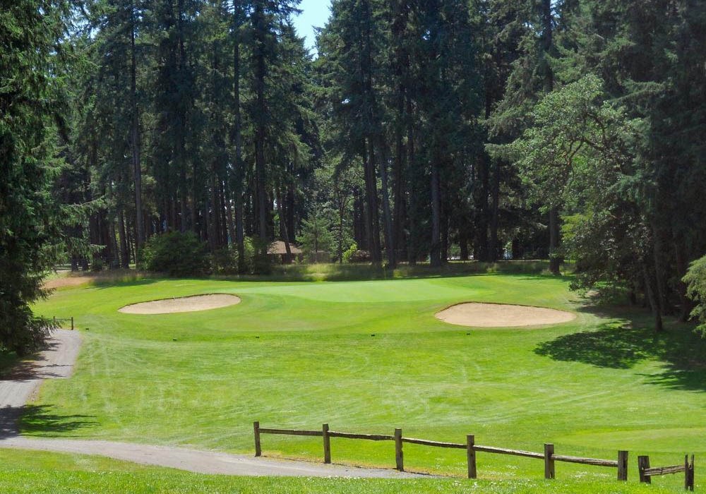 Lake Spanaway Golf Course in Tacoma, WA | Presented by BestOutings